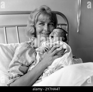 Sheila Hancock July 1964 Actress aged 29 years old Pictured with new ...