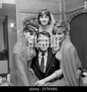 PATRICK ALLEN Actor Stock Photo - Alamy