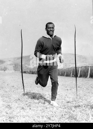 ETHIOPIAN ATHLETE IN TRAINING IN SAN SEBASTIEN, SPAIN - MAMO WOLDE ; 23 ...