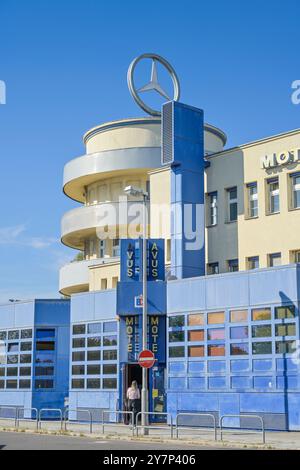 Mercedes star, Motel AVUS, Westend, Charlottenburg, Berlin, Germany ...