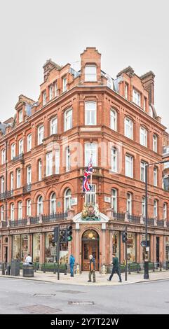 Purdy gun & rifle manufacturers shop, Mayfair, London, England Stock ...
