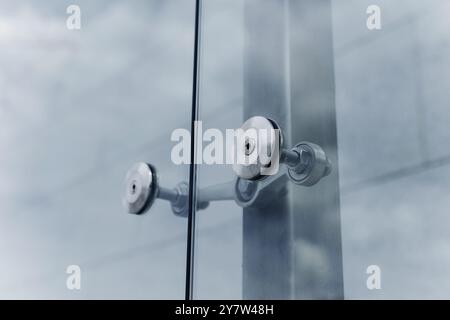 Spider facade fixing system. Elements of fastening of the facade ...