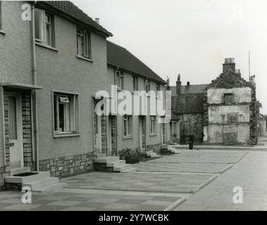 New housing estate in FifeContrasting the old and the new at Leslie ...