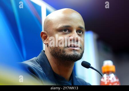 Bayern Munich manager Vincent Kompany ahead of the UEFA Champions ...