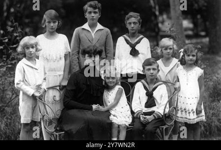 The Ex-Empress and her family at the Villa Lequeitio , Spain are LtoR ...