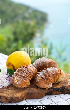 Italian desssert, Naples sfogliatella, shell-shaped layered pastry ...