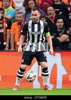ISTANBUL - Andrija Zivkovic of PAOK Saloniki during the UEFA Europa ...