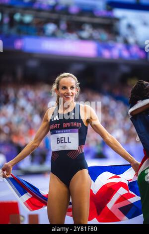 Georgia Bell celebrating with her country's flag in the 1500 meters at ...