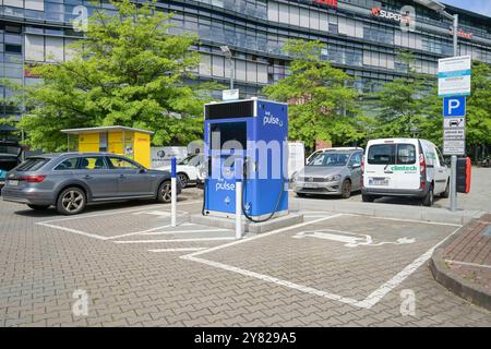 Ladestation ARAL Pulse, Tankstelle, Am Borsigturm, Berliner Straße ...
