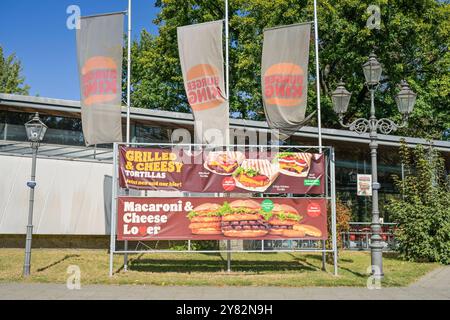 Spannende Burger King Tiergarten Fotos