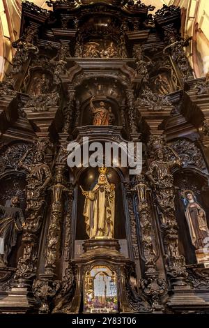 Basilica and Convent of the Virgin of Mercy, Side Chapel, Lima, Peru ...