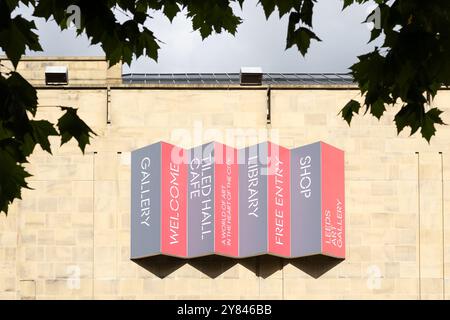 Leeds Art Gallery, Leeds Library and Tiled Hall Cafe signs, Leeds, West ...