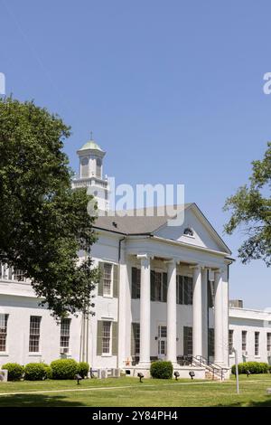 Tallulah, Louisiana, USA - April 23, 2024: Afternoon sun shines on the ...
