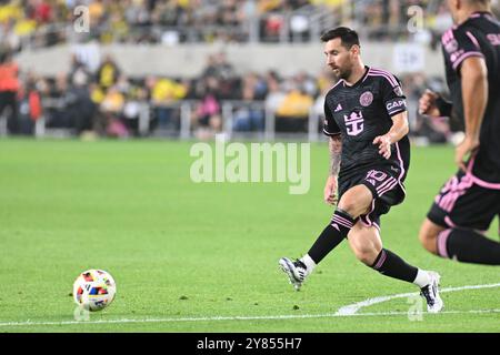 Inter Miami forward Lionel Messi waves to fans during warmup ahead of ...