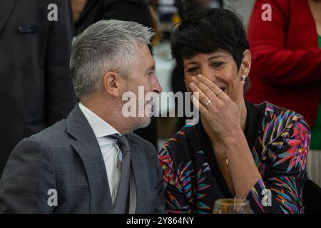 (L-R) The Minister of Inclusion, Social Security and Migration, Elma Saiz, in a press conference ...