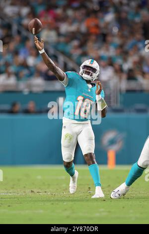 Miami Dolphins quarterback Tyler Huntley scrambles against the New ...