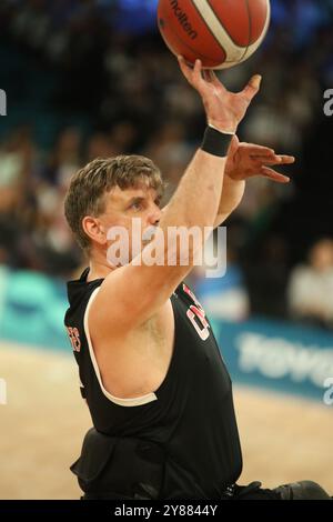 Robert HEDGES of Canada vs France in the Wheelchair Basketball - Men's ...