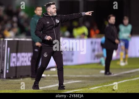 Shamrock Rovers manager Stephen Bradley on the touchline during the ...