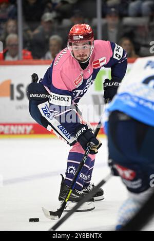 Zach Senyshyn (Schwenninger Wild Wings, #89) GER, Augsburger Panther vs ...