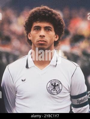 ARCHIVE PHOTO: Jimmy HARTWIG will be 70 years old on October 5, 2024 ...