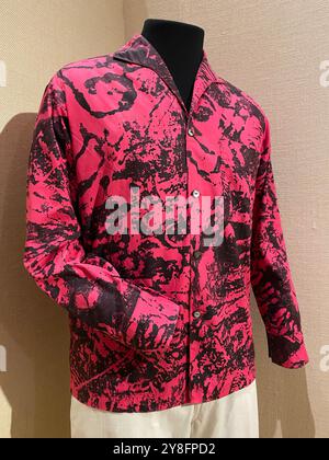 Noel Coward exhibition clothes worn by him, London Stock Photo - Alamy