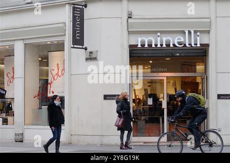 Minelli sign, a chain of Vivarte group, Lyon, France Stock Photo - Alamy