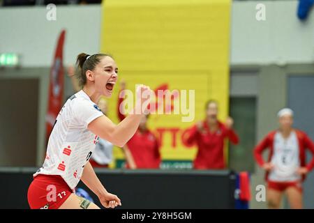 Lorena Lorber Fijok (Dresdner SC, #17) Dresdner SC vs. Allianz MTV ...