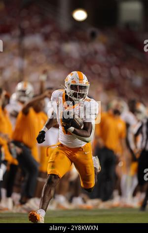 Tennessee running back Dylan Sampson (RB26) poses for a portrait at the ...