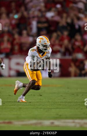 Tennessee running back Dylan Sampson speaks during a press conference ...