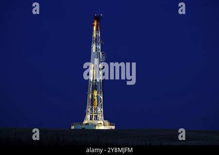 Drilling Rig Potash Mine Night Photography Stock Photo - Alamy