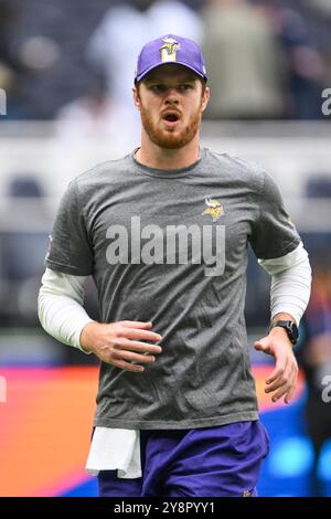 Sam Darnold of the Minnesota Vikings during the pre match warm up ahead ...