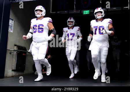 Buffalo Bills offensive tackle Alec Anderson (70) arrives at the ...
