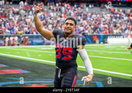 Houston Texans linebacker Henry To'oto'o (39) is introduced before an ...