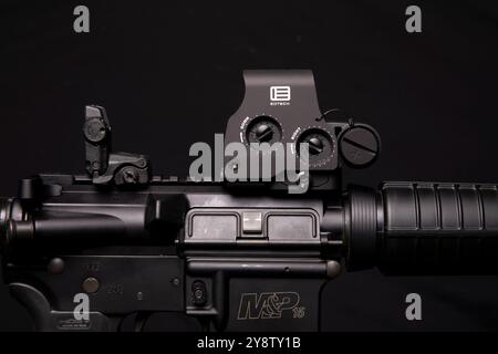 Eotech EXPS2-0 Holographic Red Dot Scope on an AR15 Style Rifle Stock ...