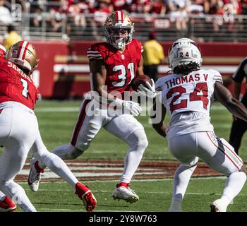 Arizona Cardinals cornerback Starling Thomas V (24) pulls off the ...