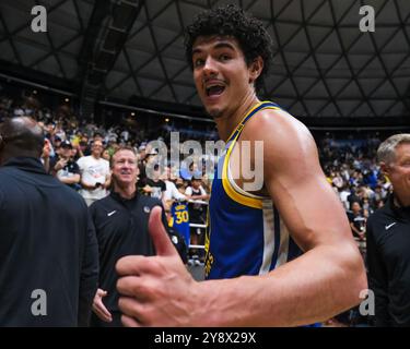 Golden State Warriors forward Gui Santos (15) reacts during the first ...