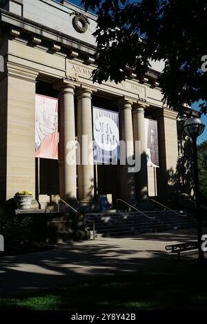 The Alumni Memorial Building on the campus of Lehigh University in ...