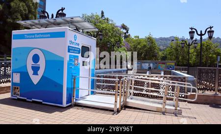 THRONE Bathroom, access to clean and delightful bathroom. Smart Public ...