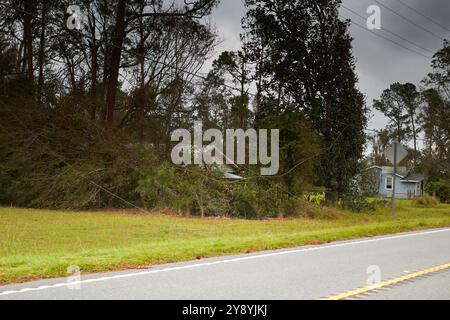 Property damage of Hurricane Helene the day after hit Southern Georgia ...
