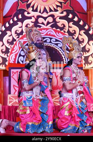 India. 06th Oct, 2024. NOIDA, INDIA - OCTOBER 6: Artists performing Ram ...