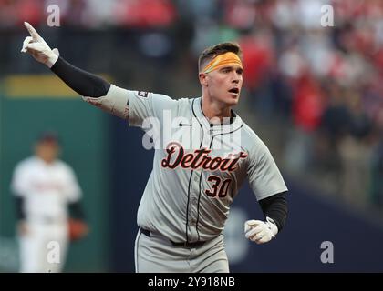 Detroit Tigers' Kerry Carpenter runs to third base during the sixth ...