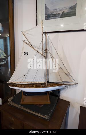 Authentic ship models, exhibition, sale, workshop, Historic Marine ...