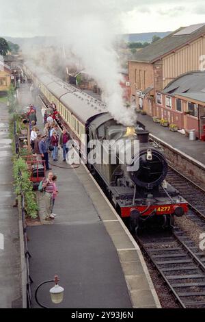 A steam train 4277 on the West Somerset Railway Stock Photo - Alamy