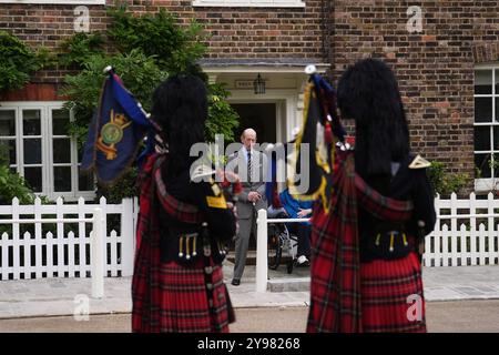 The Duke of Kent watches three pipers from the Royal Scots Dragoon ...