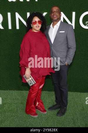 Ca. 08th Oct, 2024. Jill Knox at arrivals for Apple TV SHRINKING Red ...