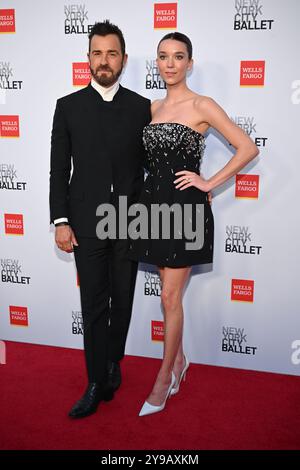 Nicole Brydon Bloom and Justin Theroux arrive at the Vanity Fair Oscar ...
