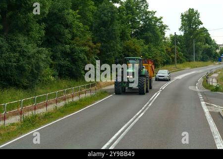 Vehicle traffic makes its way down Interstate 35 near the I30 ...