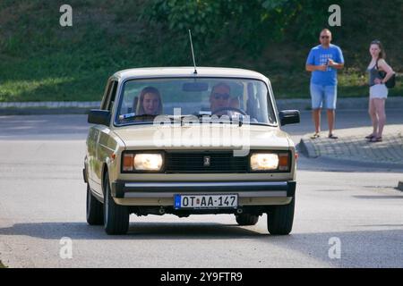 Lada 2105 at Hungarian Classic race Stock Photo - Alamy