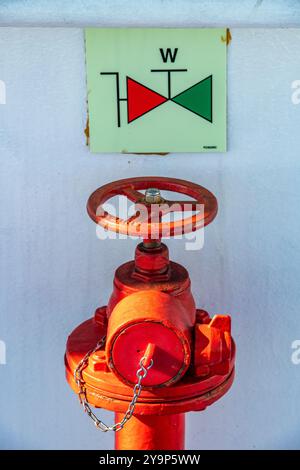 Ship's fire hydrant Stock Photo - Alamy
