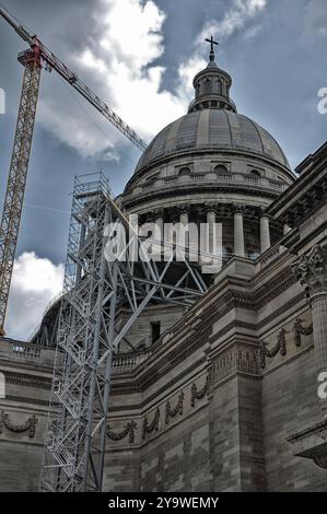 Reviving the grandeur: The Paris Pantheon and its dome as seen in 2013 ...